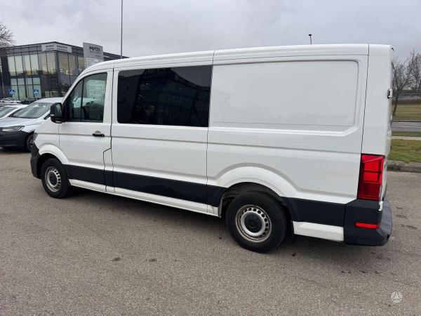 White Volkswagen Crafter 2020 in Vilnius, with an engine capacity of 2.00 L and mileage of 192 thousand km for 15800 €, photo 3 on AUTOMOTO.COM.LV