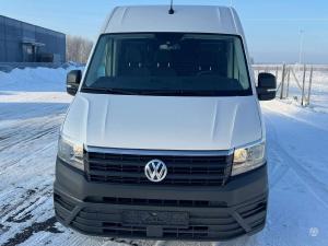 White Volkswagen Crafter 2020 in Vilnius, with an engine capacity of 1.97 L and mileage of 177 thousand km for 15718 €, photo 3 on AUTOMOTO.COM.LV