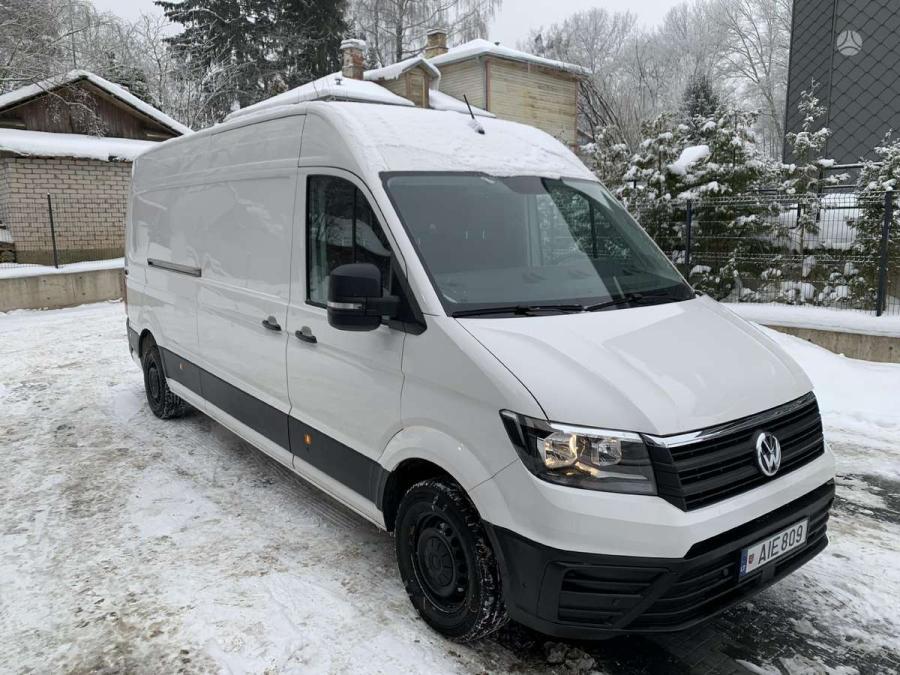 White Volkswagen Crafter 2020 in Kaunas, with an engine capacity of 2.00 L and mileage of 121 thousand km for 15700 €, photo 12 on AUTOMOTO.COM.LV