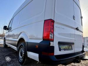 White Volkswagen Crafter 2020 in Siauliai, with an engine capacity of 2.00 L and mileage of 129 thousand km for 25900 €, photo 8 on AUTOMOTO.COM.LV