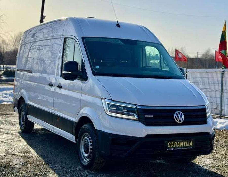 White Volkswagen Crafter 2020 in Siauliai, with an engine capacity of 2.00 L and mileage of 129 thousand km for 25900 €, photo 10 on AUTOMOTO.COM.LV