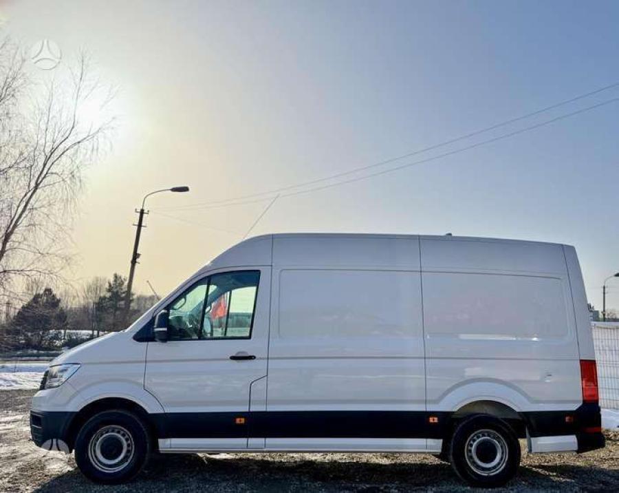 White Volkswagen Crafter 2020 in Siauliai, with an engine capacity of 2.00 L and mileage of 129 thousand km for 25900 €, photo 16 on AUTOMOTO.COM.LV