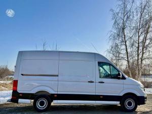 White Volkswagen Crafter 2020 in Siauliai, with an engine capacity of 2.00 L and mileage of 129 thousand km for 25900 €, photo 17 on AUTOMOTO.COM.LV
