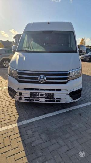 White Volkswagen Crafter 2020 in Taurage, with an engine capacity of 1.97 L and mileage of 300 thousand km for 8600 €, photo 3 on AUTOMOTO.COM.LV