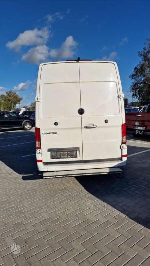 White Volkswagen Crafter 2020 in Taurage, with an engine capacity of 1.97 L and mileage of 300 thousand km for 8600 €, photo 7 on AUTOMOTO.COM.LV