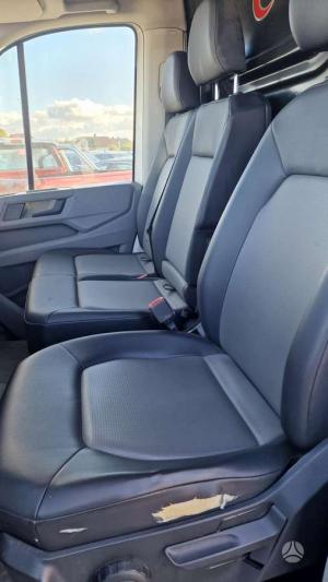 White Volkswagen Crafter 2020 in Taurage, with an engine capacity of 1.97 L and mileage of 300 thousand km for 8600 €, photo 9 on AUTOMOTO.COM.LV
