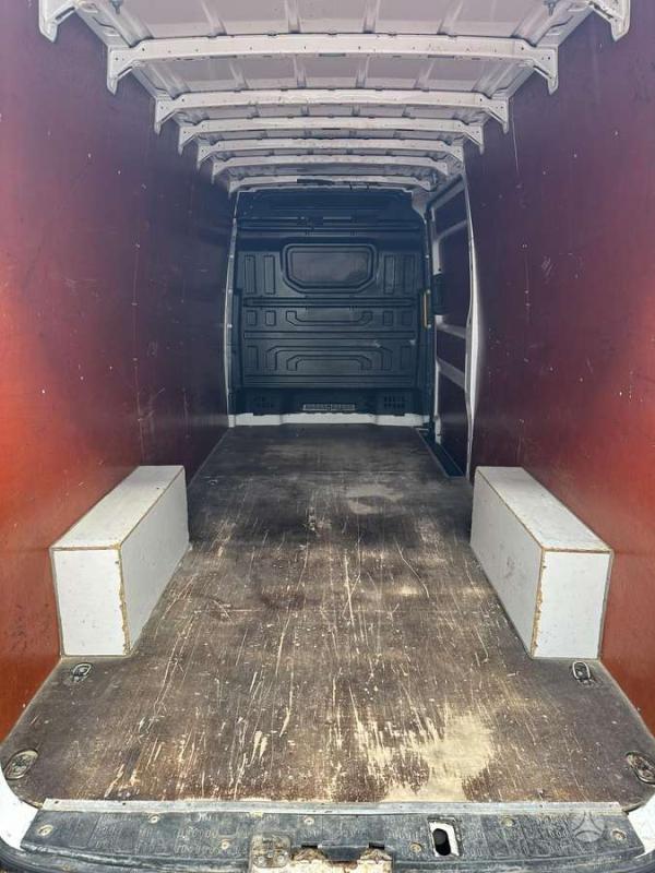 Balts Volkswagen Crafter 2020 Panevēža, ar dzinēja tilpumu 1.97 L un nobraukumu 213 tūkst. km par 16500 €, foto 8 vietnē AUTOMOTO.COM.LV