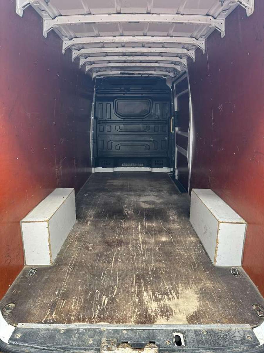 Balts Volkswagen Crafter 2020 Panevēža, ar dzinēja tilpumu 1.97 L un nobraukumu 213 tūkst. km par 16500 €, foto 9 vietnē AUTOMOTO.COM.LV