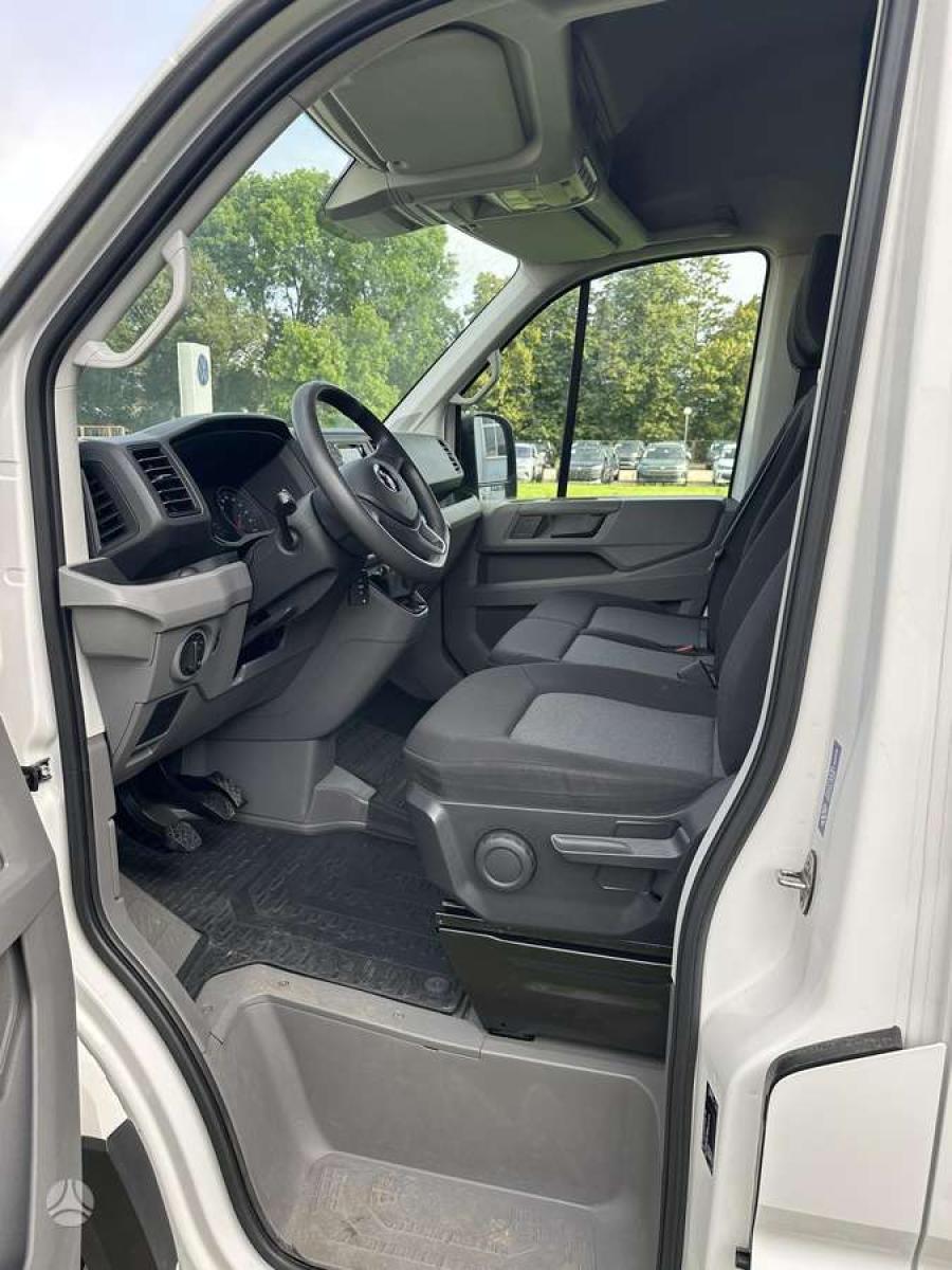 Balts Volkswagen Crafter 2020 Panevēža, ar dzinēja tilpumu 1.97 L un nobraukumu 213 tūkst. km par 16500 €, foto 17 vietnē AUTOMOTO.COM.LV
