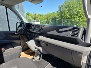 Balts Volkswagen Crafter 2020 Telšiai, ar dzinēja tilpumu 2.00 L un nobraukumu 234 tūkst. km par 19770 €, foto 21 vietnē AUTOMOTO.COM.LV