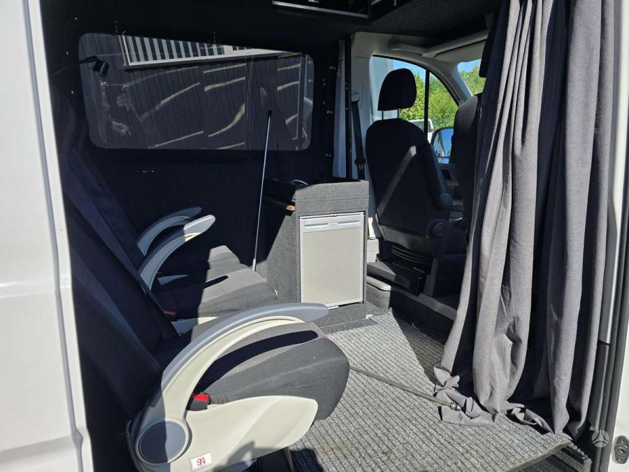 Balts Volkswagen Crafter 2020 Telšiai, ar dzinēja tilpumu 2.00 L un nobraukumu 234 tūkst. km par 19770 €, foto 23 vietnē AUTOMOTO.COM.LV