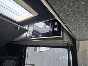 Balts Volkswagen Crafter 2020 Telšiai, ar dzinēja tilpumu 2.00 L un nobraukumu 234 tūkst. km par 19770 €, foto 26 vietnē AUTOMOTO.COM.LV