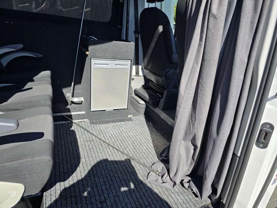 Balts Volkswagen Crafter 2020 Telšiai, ar dzinēja tilpumu 2.00 L un nobraukumu 234 tūkst. km par 19770 €, foto 36 vietnē AUTOMOTO.COM.LV