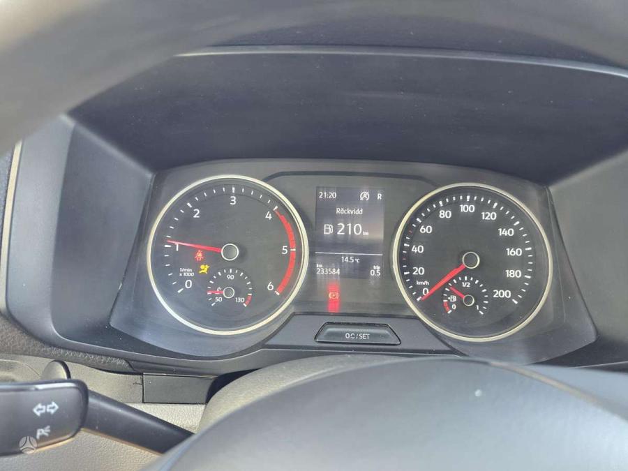 Balts Volkswagen Crafter 2020 Telšiai, ar dzinēja tilpumu 2.00 L un nobraukumu 234 tūkst. km par 19770 €, foto 40 vietnē AUTOMOTO.COM.LV