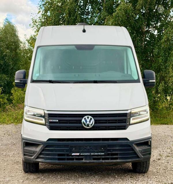 White Volkswagen Crafter 2020 in Siauliai, with an engine capacity of 2.00 L and mileage of 129 thousand km for 25900 €, photo 6 on AUTOMOTO.COM.LV
