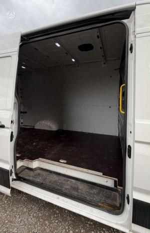Balts Volkswagen Crafter 2020 Šauļi, ar dzinēja tilpumu 2.00 L un nobraukumu 129 tūkst. km par 25900 €, foto 25 vietnē AUTOMOTO.COM.LV