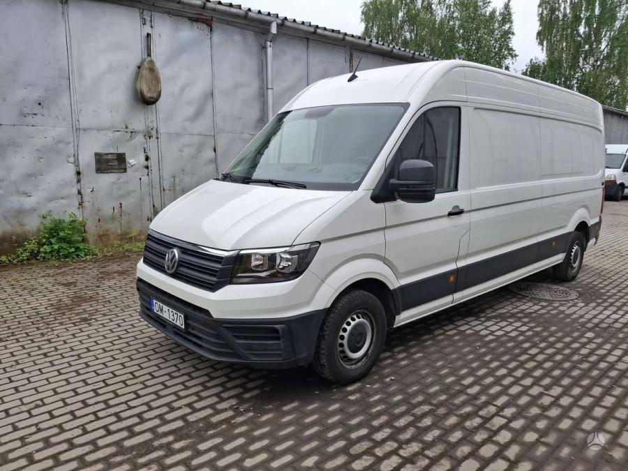 White Volkswagen Crafter 2020 in Riga, with an engine capacity of 2.00 L and mileage of 181 thousand km for 13990 €, photo 3 on AUTOMOTO.COM.LV