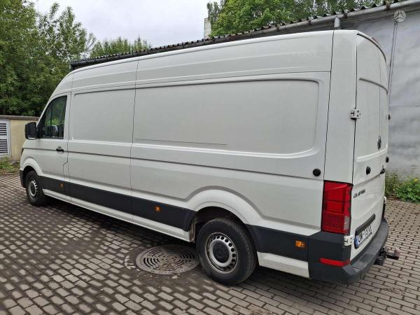 Volkswagen Crafter 2020 in Riga on AUTOMOTO.COM.LV White Volkswagen Crafter 2020 in Riga, with an engine capacity of 2.00 L and mileage of 181 thousand km for 13990 €, photo 6 on AUTOMOTO.COM.LV