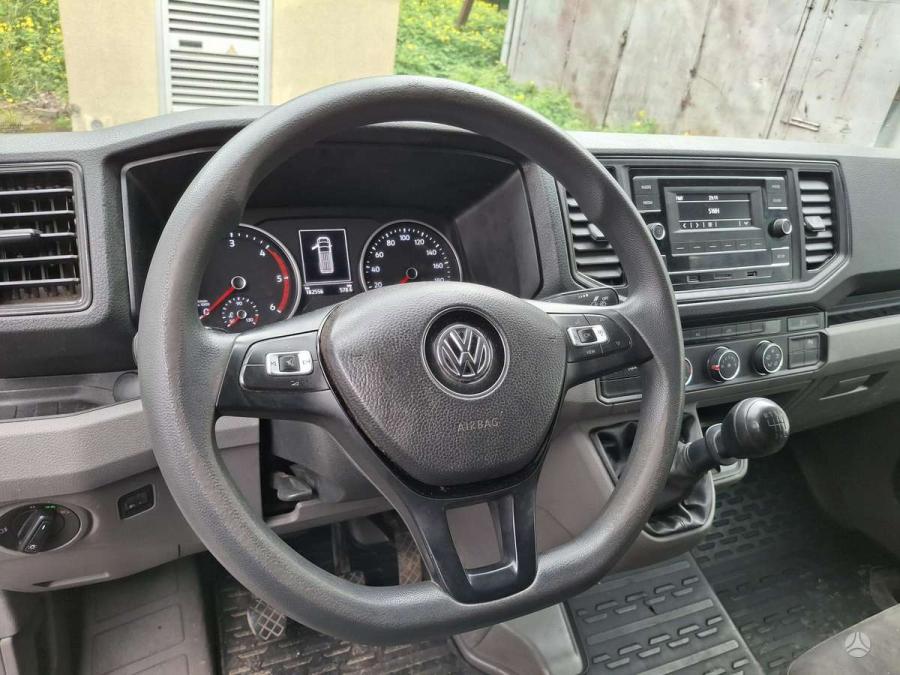 White Volkswagen Crafter 2020 in Riga, with an engine capacity of 2.00 L and mileage of 181 thousand km for 13990 €, photo 11 on AUTOMOTO.COM.LV