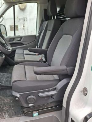 White Volkswagen Crafter 2020 in Riga, with an engine capacity of 2.00 L and mileage of 181 thousand km for 13990 €, photo 12 on AUTOMOTO.COM.LV