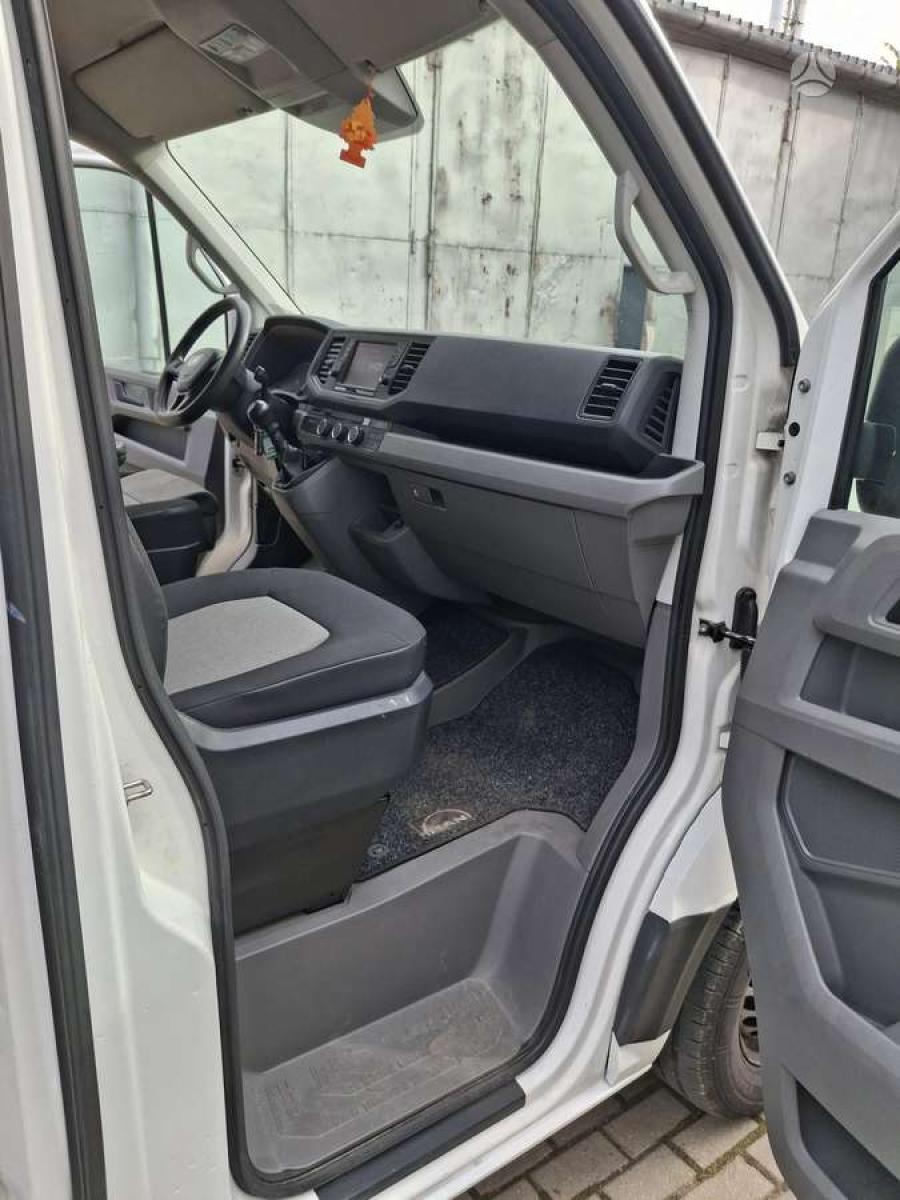 White Volkswagen Crafter 2020 in Riga, with an engine capacity of 2.00 L and mileage of 181 thousand km for 13990 €, photo 28 on AUTOMOTO.COM.LV