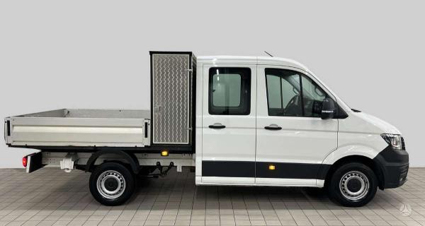 White Volkswagen Crafter 2021 in Kaunas, with an engine capacity of 1.97 L and mileage of 151 thousand km for 18500 €, photo 3 on AUTOMOTO.COM.LV