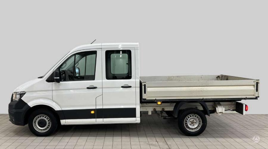 White Volkswagen Crafter 2021 in Kaunas, with an engine capacity of 1.97 L and mileage of 160 thousand km for 17800 €, photo 2 on AUTOMOTO.COM.LV