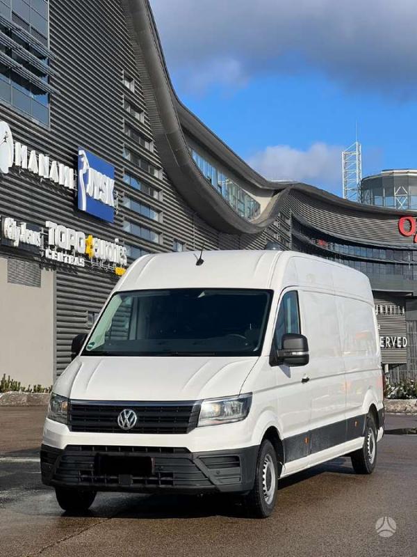 White Volkswagen Crafter 2021 in Vilnius, with an engine capacity of 2.00 L and mileage of 303 thousand km for 11900 €, photo 3 on AUTOMOTO.COM.LV