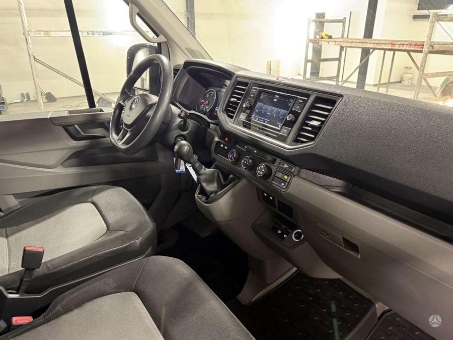 Balts Volkswagen Crafter 2021 Marijampole, ar dzinēja tilpumu 1.97 L un nobraukumu 233 tūkst. km par 18900 €, foto 21 vietnē AUTOMOTO.COM.LV