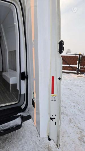 White Volkswagen Crafter 2021 in Taurage, with an engine capacity of 2.00 L and mileage of 232 thousand km for 15800 €, photo 15 on AUTOMOTO.COM.LV