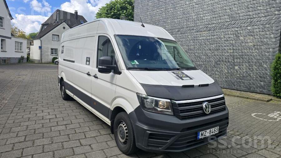 White Volkswagen Crafter 2021 in Talsi, with an engine capacity of 2.00 L and mileage of 380 thousand km for 14000 €, photo 3 on AUTOMOTO.COM.LV