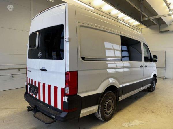 White Volkswagen Crafter 2022 in Radviliskis, with an engine capacity of 1.97 L and mileage of 61 thousand km for 16879 €, photo 5 on AUTOMOTO.COM.LV