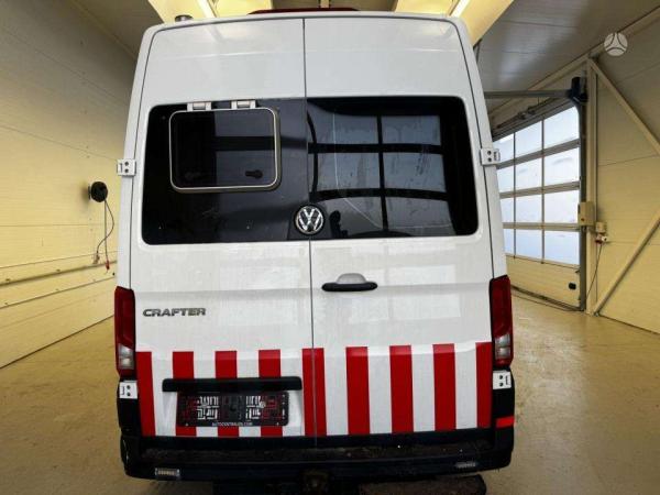 White Volkswagen Crafter 2022 in Radviliskis, with an engine capacity of 1.97 L and mileage of 61 thousand km for 16879 €, photo 6 on AUTOMOTO.COM.LV