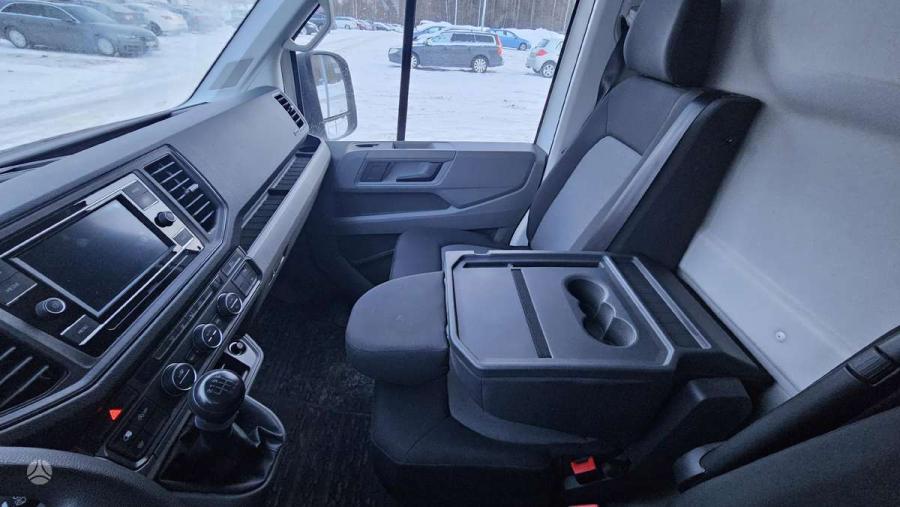 Balts Volkswagen Crafter 2022 Viļņa, ar dzinēja tilpumu 1.97 L un nobraukumu 219 tūkst. km par 20500 €, foto 6 vietnē AUTOMOTO.COM.LV