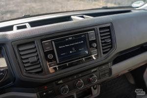 Balts Volkswagen Crafter 2022 Viļņa, ar dzinēja tilpumu 2.00 L un nobraukumu 25 tūkst. km par 41000 €, foto 23 vietnē AUTOMOTO.COM.LV