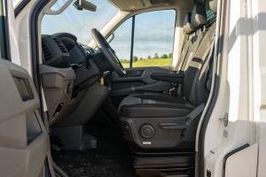 Balts Volkswagen Crafter 2022 Viļņa, ar dzinēja tilpumu 2.00 L un nobraukumu 25 tūkst. km par 41000 €, foto 27 vietnē AUTOMOTO.COM.LV