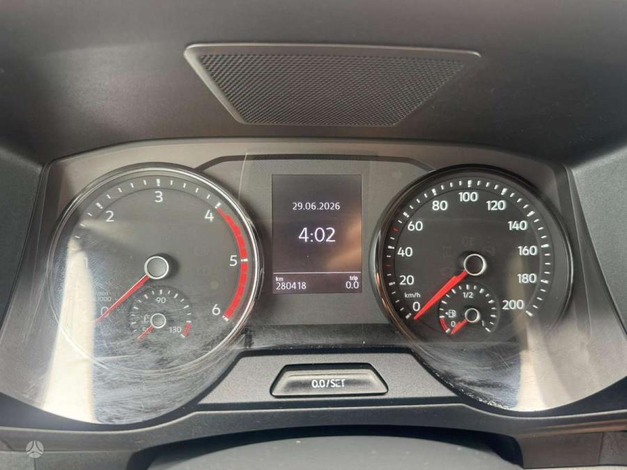 Balts Volkswagen Crafter 2022 Kauņa, ar dzinēja tilpumu 2.00 L un nobraukumu 280 tūkst. km par 9970 €, foto 17 vietnē AUTOMOTO.COM.LV
