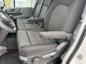 White Volkswagen Crafter 2022 in Vilnius, with an engine capacity of 2.00 L and mileage of 278 thousand km for 10500 €, photo 19 on AUTOMOTO.COM.LV