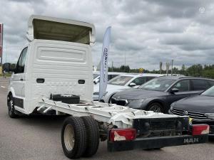 White Volkswagen Crafter 2022 in Vilnius, with an engine capacity of 2.00 L and mileage of 278 thousand km for 10500 €, photo 24 on AUTOMOTO.COM.LV