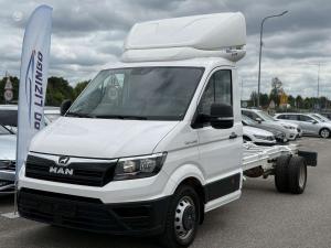 White Volkswagen Crafter 2022 in Vilnius, with an engine capacity of 2.00 L and mileage of 278 thousand km for 10500 €, photo 25 on AUTOMOTO.COM.LV