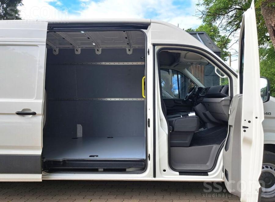 White Volkswagen Crafter 2022 in Riga, with an engine capacity of 2.00 L and mileage of 0 thousand km for 27225 €, photo 14 on AUTOMOTO.COM.LV