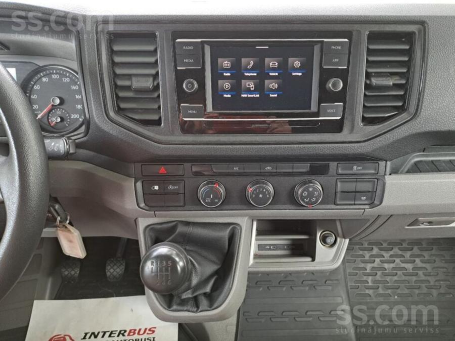 White Volkswagen Crafter 2022 in Riga, with an engine capacity of 2.00 L and mileage of 0 thousand km for 27225 €, photo 22 on AUTOMOTO.COM.LV