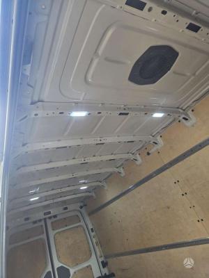 Balts Volkswagen Crafter 2022 Panevēža, ar dzinēja tilpumu 2.00 L un nobraukumu 0 tūkst. km par 13100 €, foto 18 vietnē AUTOMOTO.COM.LV