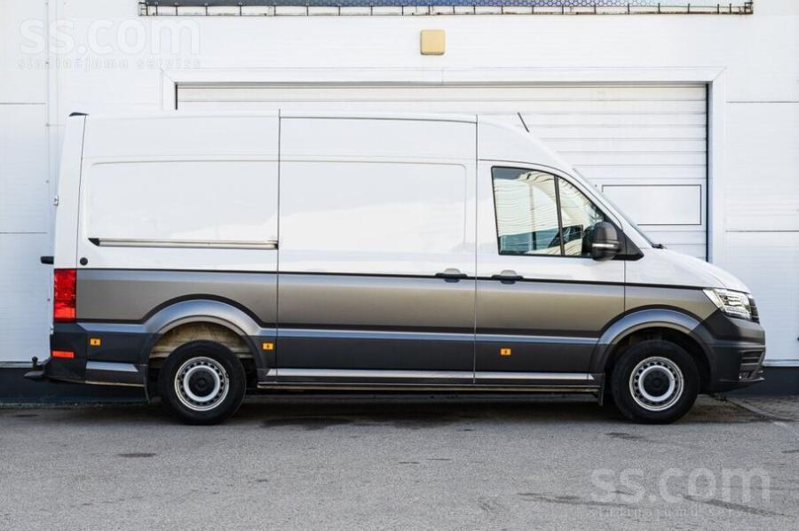 White Volkswagen Crafter 2022 in Riga, with an engine capacity of 2.00 L and mileage of 123 thousand km for 26950 €, photo 6 on AUTOMOTO.COM.LV