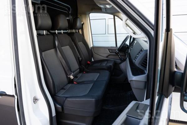 White Volkswagen Crafter 2022 in Riga, with an engine capacity of 2.00 L and mileage of 123 thousand km for 26950 €, photo 7 on AUTOMOTO.COM.LV