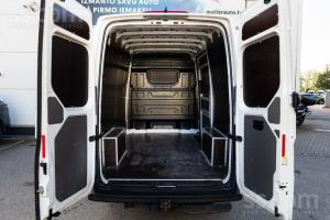 White Volkswagen Crafter 2022 in Riga, with an engine capacity of 2.00 L and mileage of 123 thousand km for 26950 €, photo 9 on AUTOMOTO.COM.LV