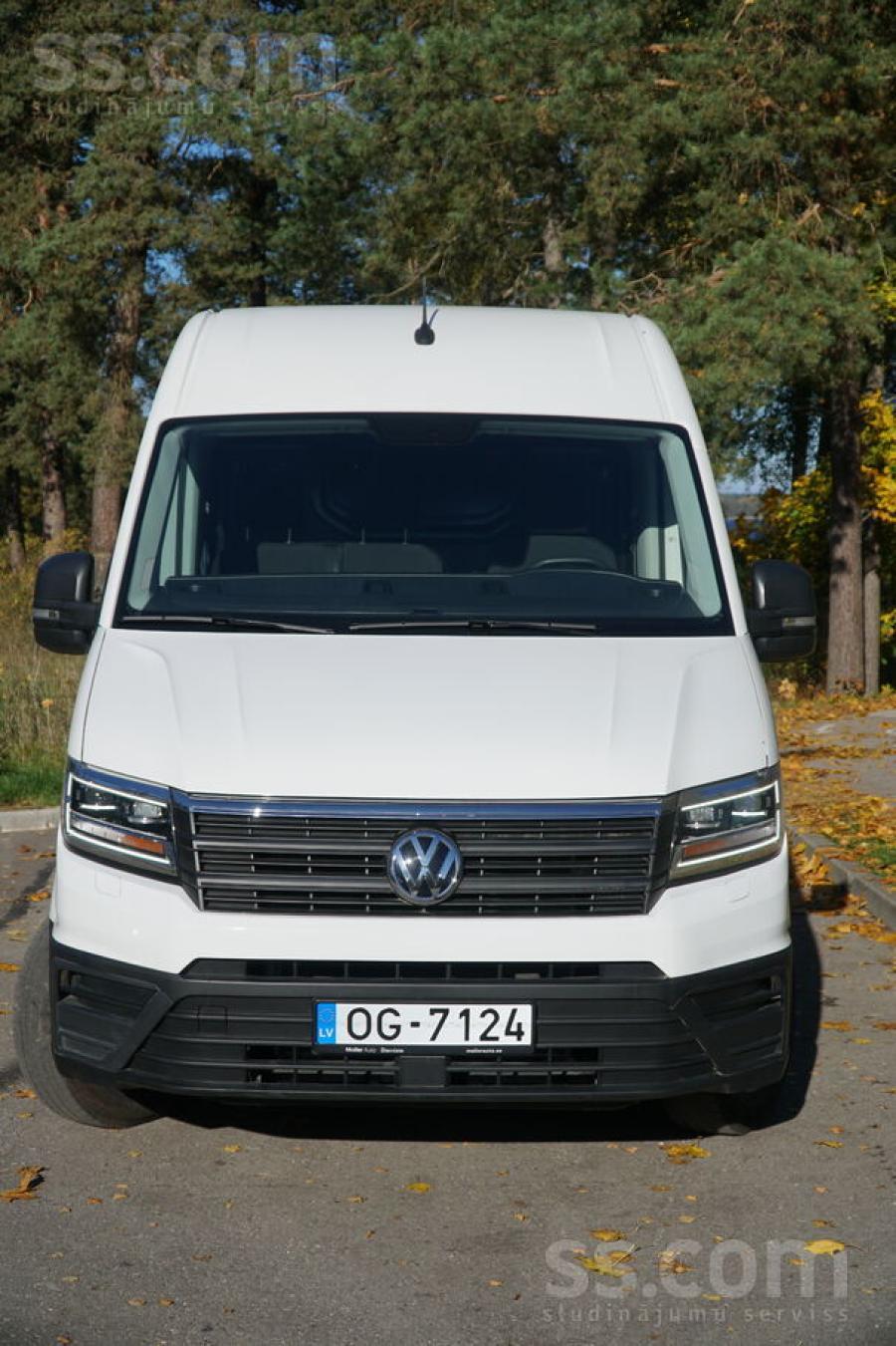 White Volkswagen Crafter 2023 in Daugavpils, with an engine capacity of 2.00 L and mileage of 31 thousand km for 34500 €, photo 3 on AUTOMOTO.COM.LV