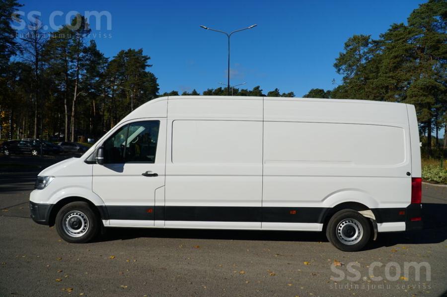 White Volkswagen Crafter 2023 in Daugavpils, with an engine capacity of 2.00 L and mileage of 31 thousand km for 34500 €, photo 5 on AUTOMOTO.COM.LV
