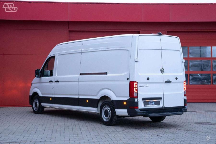 White Volkswagen Crafter 2023 in Marijampole, with an engine capacity of 2.00 L and mileage of 230 thousand km for 9650 €, photo 9 on AUTOMOTO.COM.LV