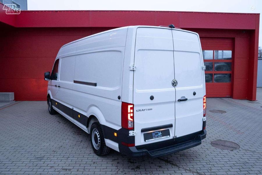 White Volkswagen Crafter 2023 in Marijampole, with an engine capacity of 2.00 L and mileage of 230 thousand km for 9650 €, photo 11 on AUTOMOTO.COM.LV
